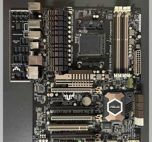 Материнская плата asus sabertooth 990FX R2.0