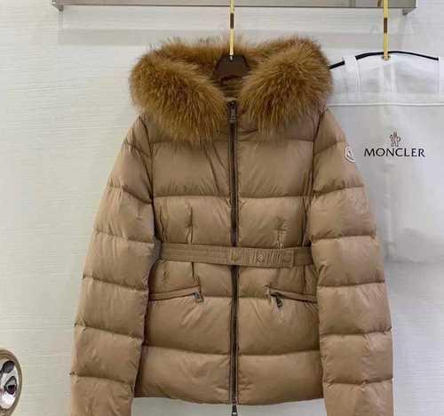 Пуховик Moncler