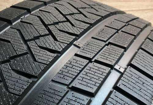 Triangle Snowlink TWT02 295/35 R21 107V