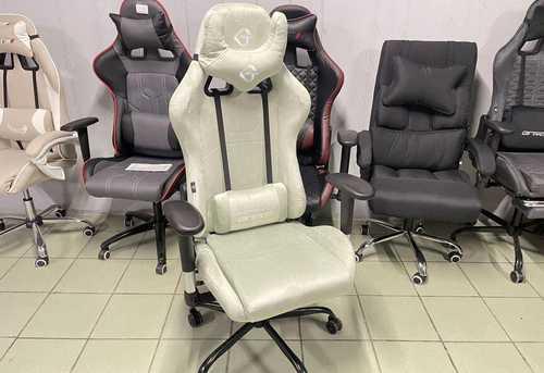 Игровое кресло компьютерное кресло велюр фисташка
