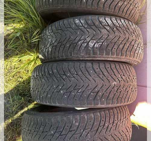 Nokian Tyres Hakkapeliitta 8 205/60 R16