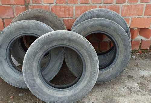 Triangle TR777 215/70 R15 98T