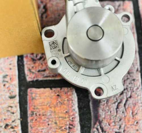 Насос помпа оригинал VAG 04L121011P