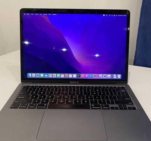 Macbook air Retina 2020