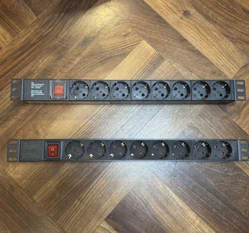 Блок розеток 19", 1U, 10А, 8 розеток PDU-20100908