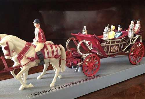 Коллекционная игрушка «Выезд Елизаветы II» 1977