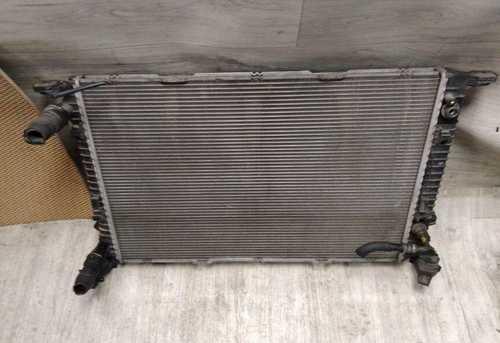 Радиатор охлаждения Audi A4