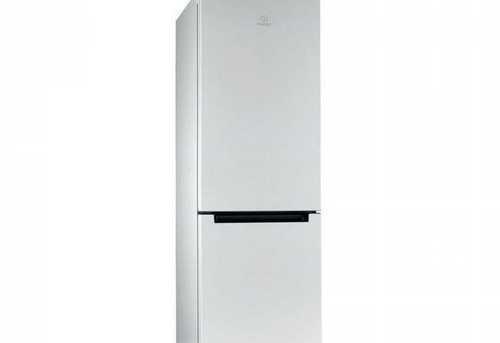 Холодильник Indesit DS4180W белый