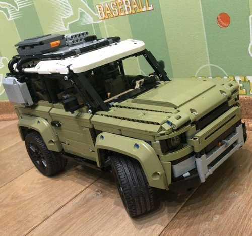 Lego technic Land Rover Defender