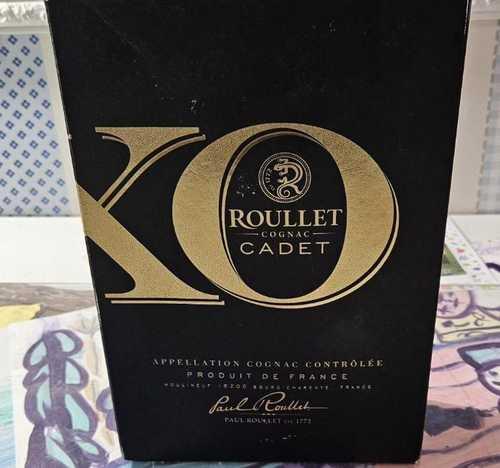 Пустая бутылка от коньяка Roullet cognac cadet XO