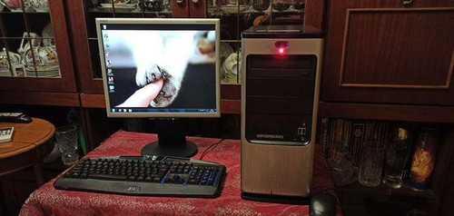 Компьютер и монитор