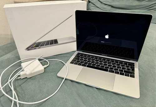 MacBook Pro 13 (2016), 256 ГБ, Core i5, 2.9 ГГц, RAM 8 ГБ, Intel Iris Graphics 550