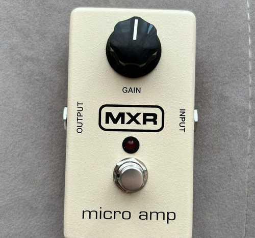 Гитарная педаль бустер MXR M133 Micro Amp