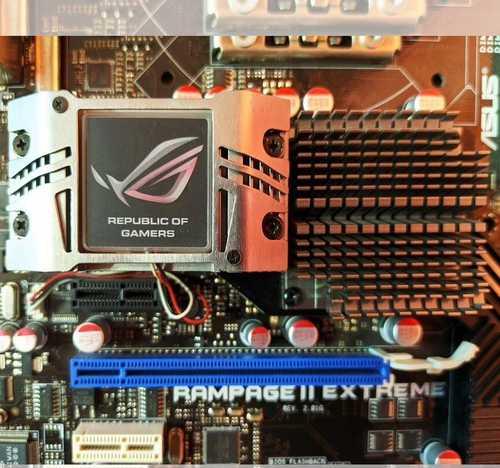 Плата Asus Rampage II Extreme X58 / LGA1366 (требу