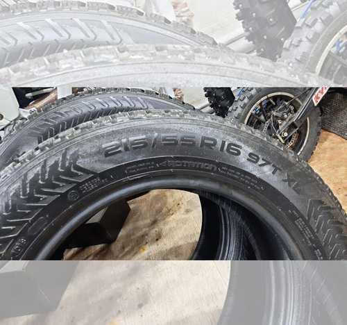 Nokian Tyres Hakkapeliitta 8 215/55 R16 97T