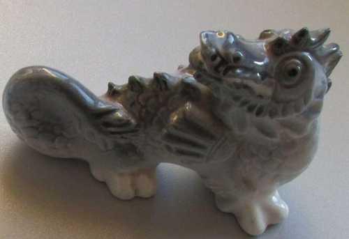 Фарфоровая статуэтка дракон лфз