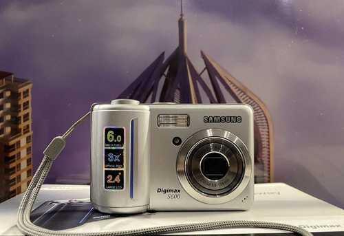 Цифровой фотоаппарат Samsung Digimax S600