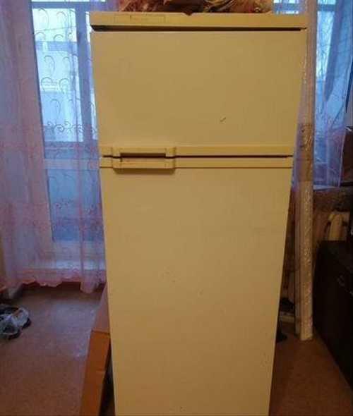 Холодильник Atlant двухкамерный бу