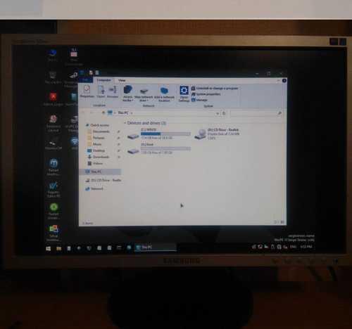 Монитор Samsung 19" 1440x900 vga 923nw