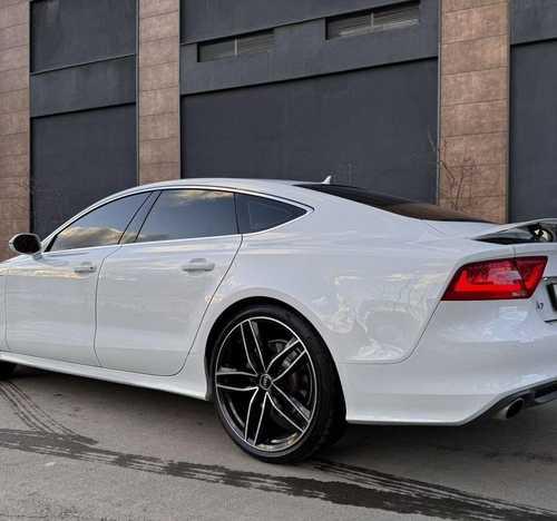 Колеса audi RS r21 на резине 255/35 pirelli