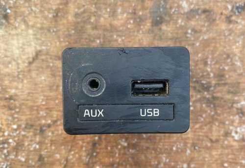 Блок AUX и USB Kia Sorento 2 XM FL