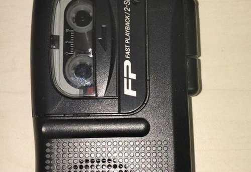 Диктофон Panasonic RN-202 + две кассеты