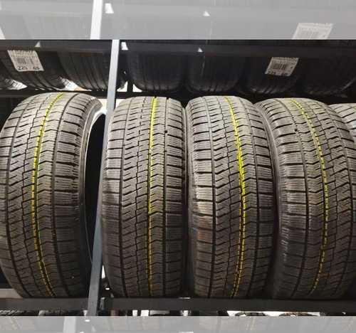 Bridgestone Blizzak VRX2 225/60 R17 97P