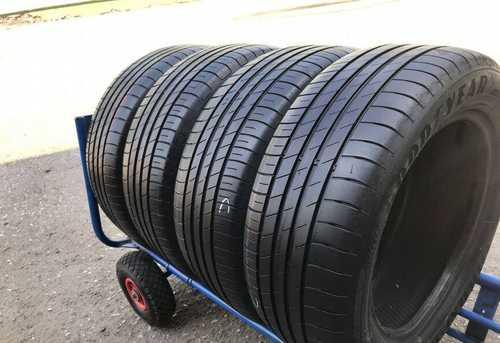 Goodyear EfficientGrip Performance 225/55 R17