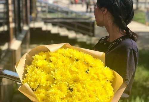 Букет из 15 кустовых желтых хризантем