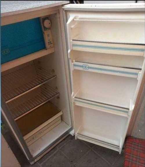 Холодильник Маленький