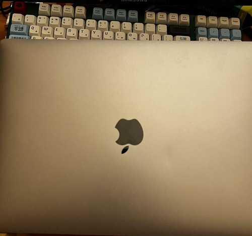 Apple macbook air 13 2020 i3