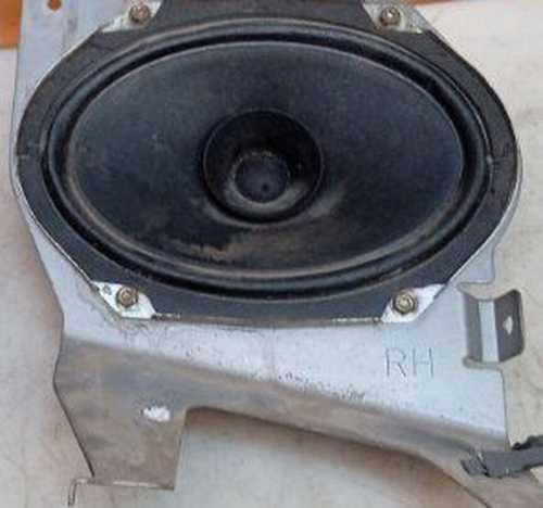 Динамик Mazda Mazda5 CR 1.8 2006