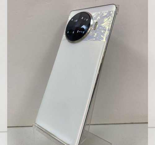 TECNO Spark 20 Pro , 8/256 ГБ