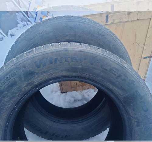 Hankook Winter I'Cept Evo 215/65 R16