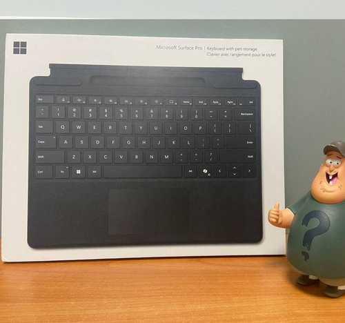 Surface Pro Keyboard Cover with Pen Storage(новая)