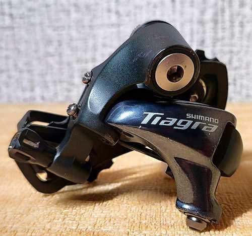 Задний переключатель Shimano Tiagra RD-4700