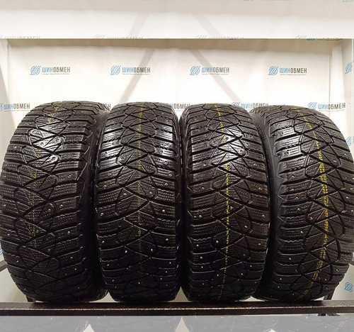 Goodyear Ultragrip 600 215/65 R16 98T