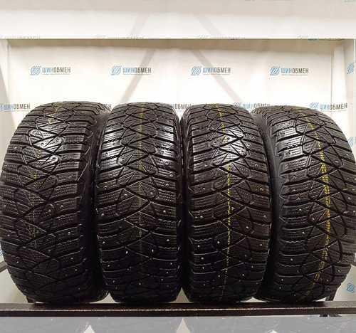 Goodyear Ultragrip 600 215/65 R16 98T