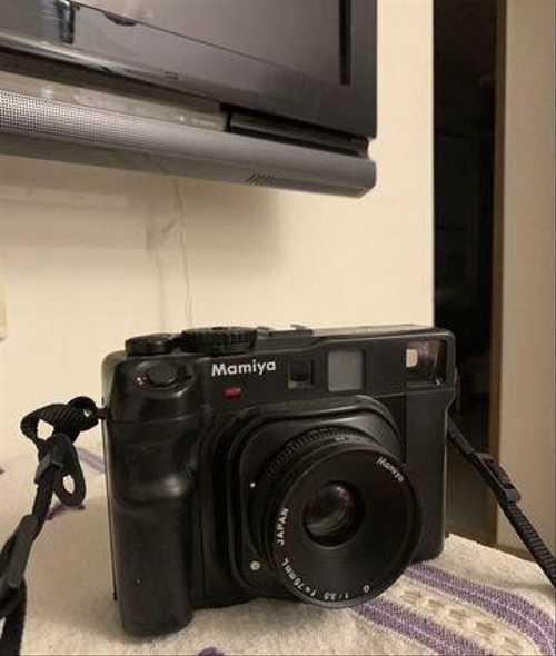 Среднеформатный фотоаппарат Mamiya 6