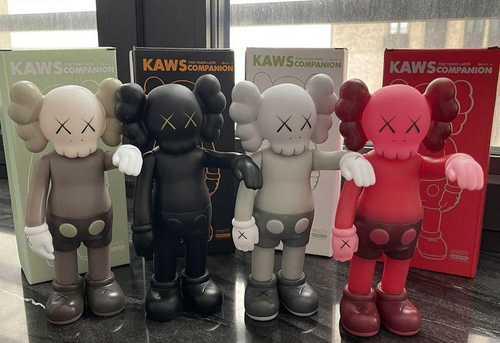 Kaws игрушка