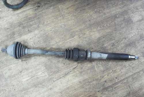 Полуось передняя правая 1686113 Ford Focus 2 (CB4)