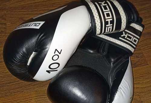Боксерские перчатки 10 oz outshock