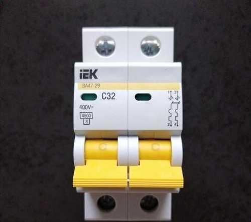 Автоматический выключатель 32А С 2п 4.5кА IEK