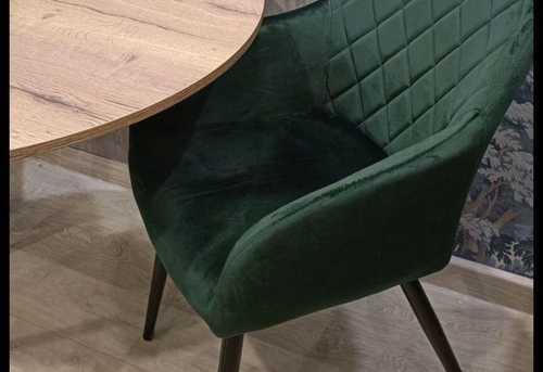 Зелёный стул новый