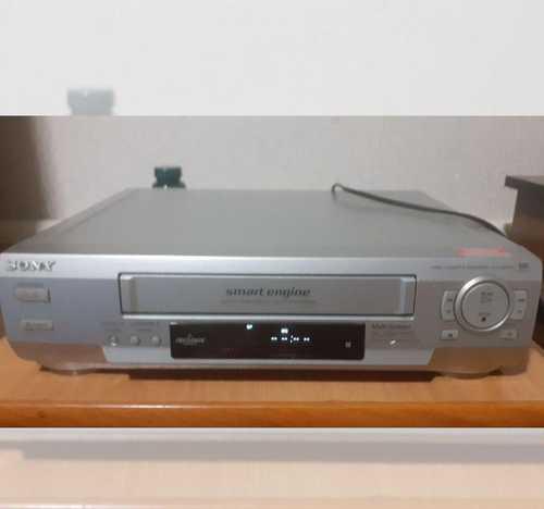 Видеомагнитофон Sony SLV-SX100K