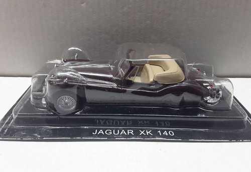 Модель автомобиля Jaguar XK 140 в 1:43