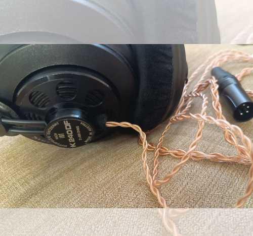 AKG K240DF наушники студийные