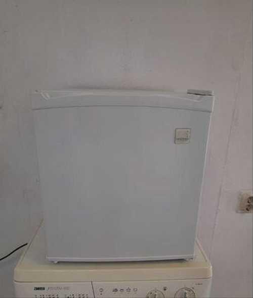 Холодильник Daewoo Electronics FR-061A