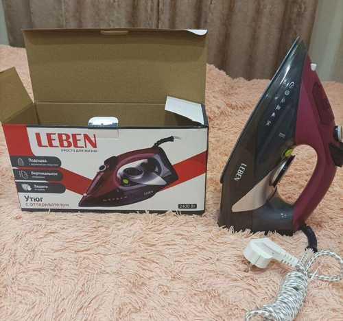 Утюг Leben