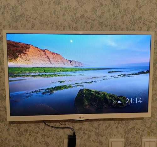 Телевизор LG 28TK410V-WZ